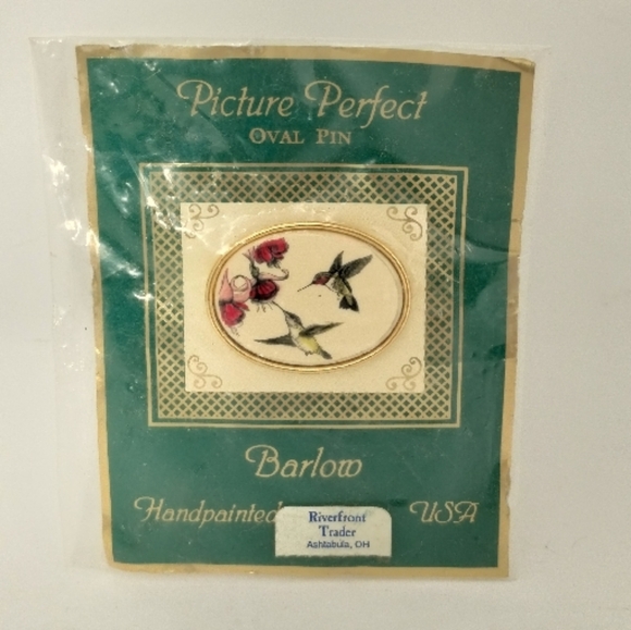 barlow design | Accents | Barlow Designs Picture Perfect Hummingbird ...